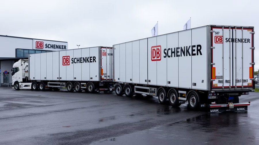 DB Schenker börjar köra med helelektrisk HCT-lastbil - 33 meter lång ...